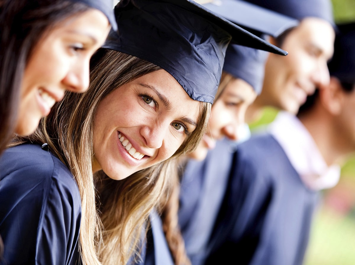 Southeastern College’s West Palm Beach Campus Celebrates Graduating Class